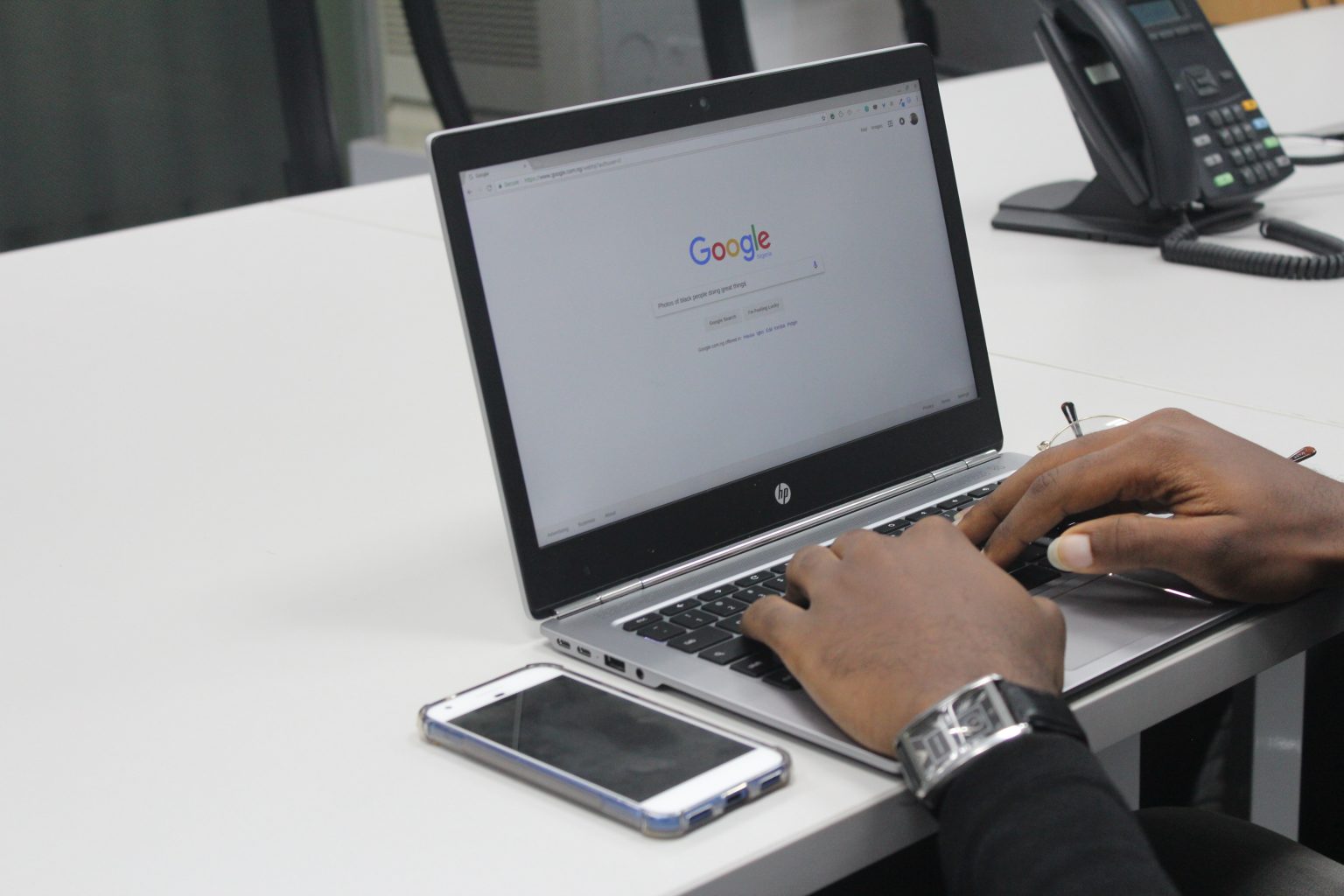 How To Reverse Image Search For A Person Reverse Photo Lookup Super 